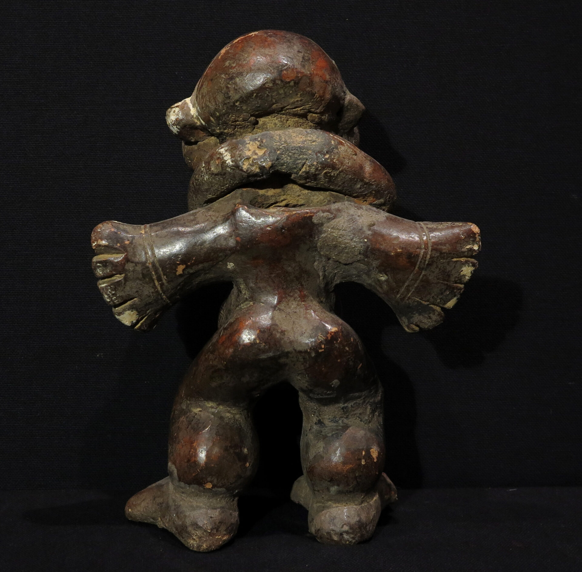 A Tikar Terracotta Figure - House God - Cameroon - Amazigh Ethnic Jewelry